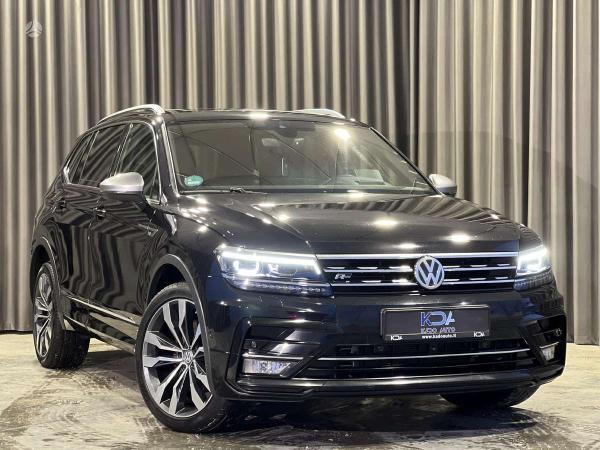 Black Volkswagen Tiguan Allspace 2018 in Marijampole, with an engine capacity of 1.97 L and mileage of 265 thousand km for 17950 €, photo 4 on AUTOMOTO.COM.LV