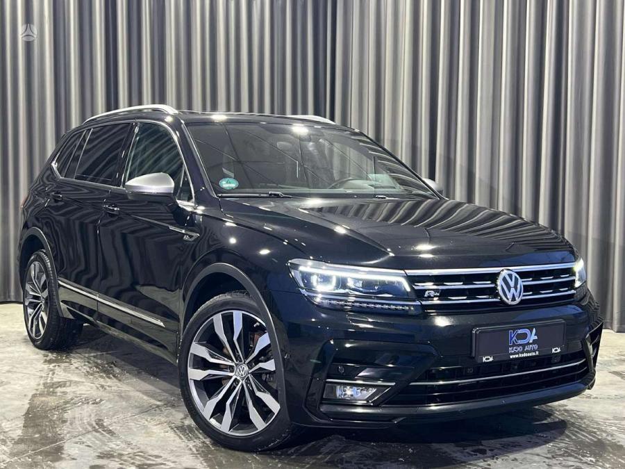 Black Volkswagen Tiguan Allspace 2018 in Marijampole, with an engine capacity of 1.97 L and mileage of 265 thousand km for 17950 €, photo 6 on AUTOMOTO.COM.LV