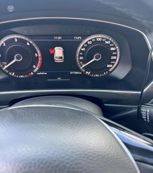 Черный Фольксваген Tiguan Allspace 2018 в Науйойи-Акмяне, объемом двигателя 1.97 л и пробегом 317 тыс. км за 16000 €, фото 13 на AUTOMOTO.COM.LV