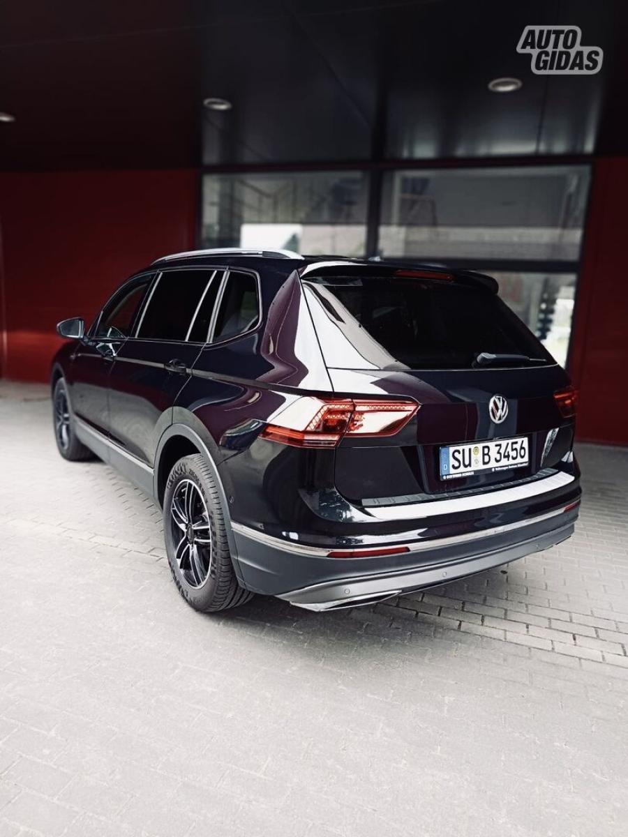 Черный Фольксваген Tiguan Allspace 2018 в Утена, объемом двигателя 2.00 л и пробегом 315 тыс. км за 17950 €, фото 4 на AUTOMOTO.COM.LV