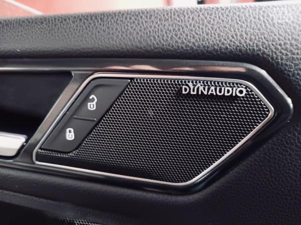 Black Volkswagen Tiguan Allspace 2018 in Utena, with an engine capacity of 2.00 L and mileage of 315 thousand km for 17950 €, photo 4 on AUTOMOTO.COM.LV