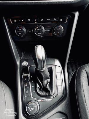 Черный Фольксваген Tiguan Allspace 2018 в Утена, объемом двигателя 2.00 л и пробегом 315 тыс. км за 17950 €, фото 9 на AUTOMOTO.COM.LV