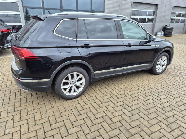Фольксваген Tiguan Allspace 2018 в Вильнюс на AUTOMOTO.COM.LV Черный Фольксваген Tiguan Allspace 2018 в Вильнюс, объемом двигателя 1.97 л и пробегом 369 тыс. км за 11500 €, фото 5 на AUTOMOTO.COM.LV