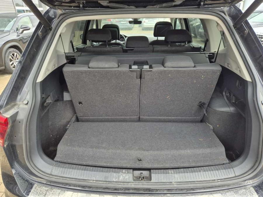 Черный Фольксваген Tiguan Allspace 2018 в Вильнюс, объемом двигателя 1.97 л и пробегом 369 тыс. км за 11500 €, фото 16 на AUTOMOTO.COM.LV