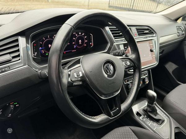 Черный Фольксваген Tiguan Allspace 2019 в Каунас, объемом двигателя 1.50 л и пробегом 217 тыс. км за 17200 €, фото 11 на AUTOMOTO.COM.LV
