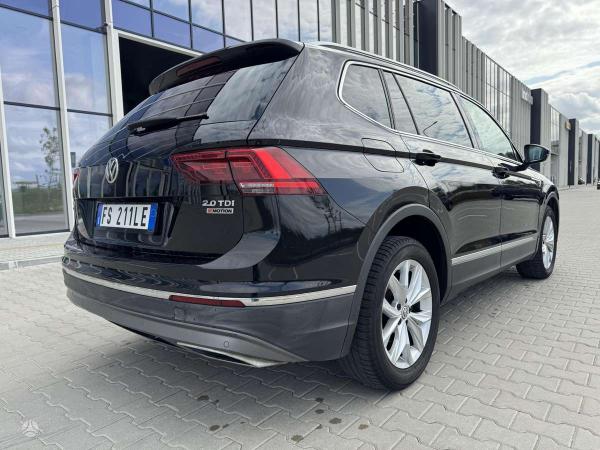 Melns Volkswagen Tiguan Allspace 2019 Viļņa, ar dzinēja tilpumu 1.97 L un nobraukumu 280 tūkst. km par 15500 €, foto 3 vietnē AUTOMOTO.COM.LV