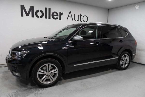 Black Volkswagen Tiguan Allspace 2019 in Vilnius, with an engine capacity of 2.00 L and mileage of 167 thousand km for 21900 €, photo 2 on AUTOMOTO.COM.LV