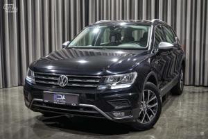Black Volkswagen Tiguan Allspace 2019 in Marijampole, with an engine capacity of 2.00 L and mileage of 200 thousand km for 16450 €, photo 5 on AUTOMOTO.COM.LV