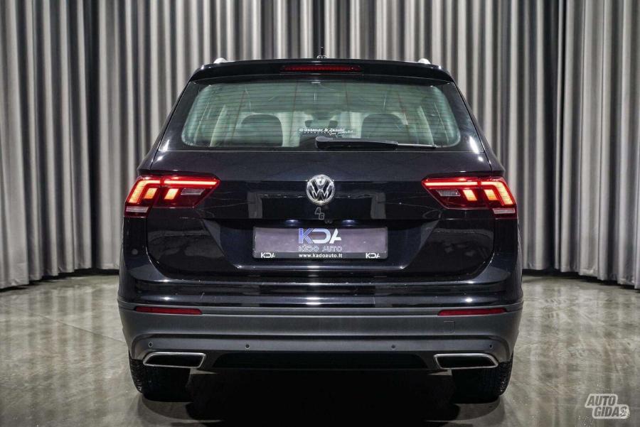 Black Volkswagen Tiguan Allspace 2019 in Marijampole, with an engine capacity of 2.00 L and mileage of 200 thousand km for 16450 €, photo 10 on AUTOMOTO.COM.LV
