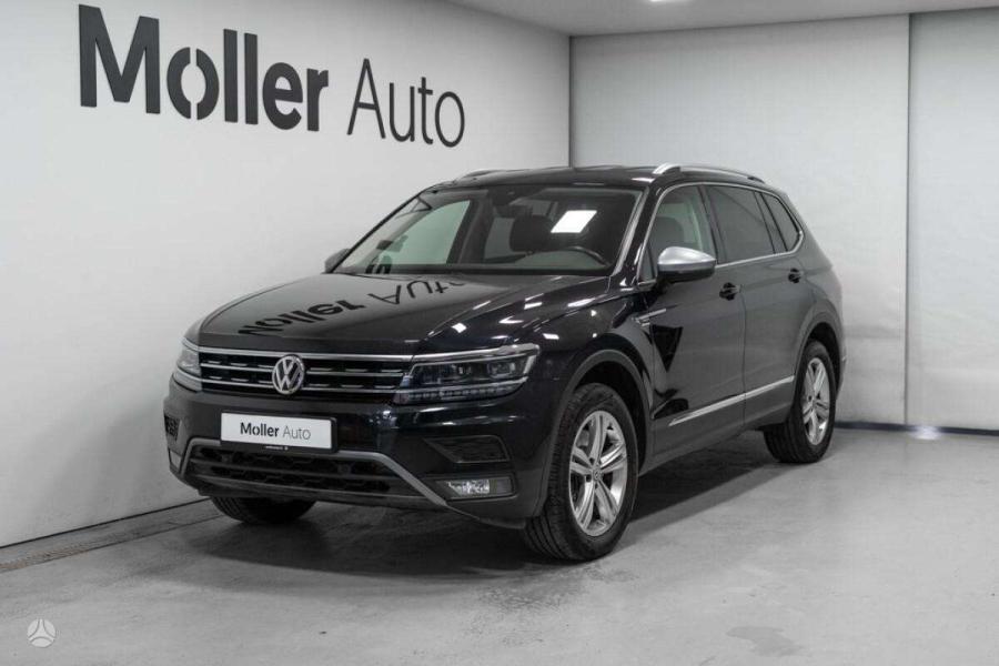 Black Volkswagen Tiguan Allspace 2019 in Vilnius, with an engine capacity of 2.00 L and mileage of 167 thousand km for 21900 €, photo 1 on AUTOMOTO.COM.LV