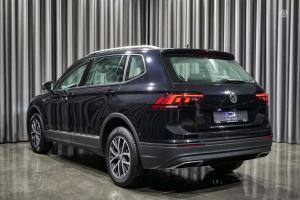 Melns Volkswagen Tiguan Allspace 2019 Marijampole, ar dzinēja tilpumu 1.97 L un nobraukumu 200 tūkst. km par 14950 €, foto 7 vietnē AUTOMOTO.COM.LV