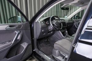 Melns Volkswagen Tiguan Allspace 2019 Marijampole, ar dzinēja tilpumu 1.97 L un nobraukumu 200 tūkst. km par 14950 €, foto 28 vietnē AUTOMOTO.COM.LV