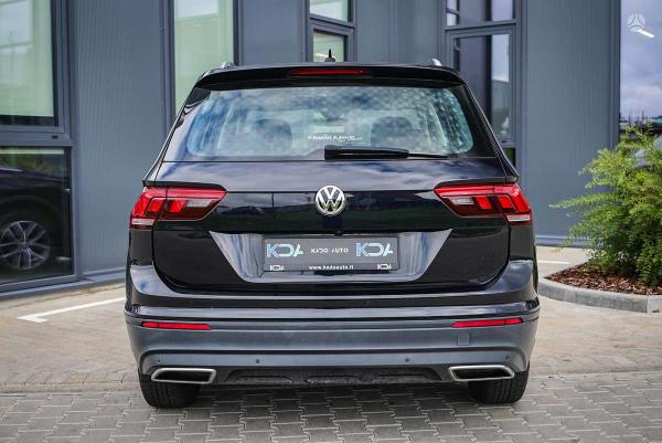 Melns Volkswagen Tiguan Allspace 2019 Kauņa, ar dzinēja tilpumu 1.97 L un nobraukumu 200 tūkst. km par 14950 €, foto 9 vietnē AUTOMOTO.COM.LV