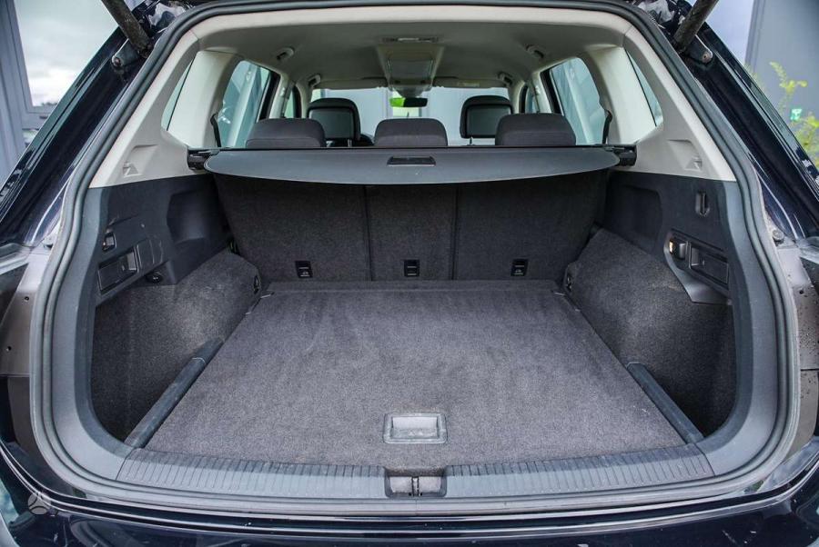 Черный Фольксваген Tiguan Allspace 2019 в Каунас, объемом двигателя 1.97 л и пробегом 200 тыс. км за 14950 €, фото 12 на AUTOMOTO.COM.LV