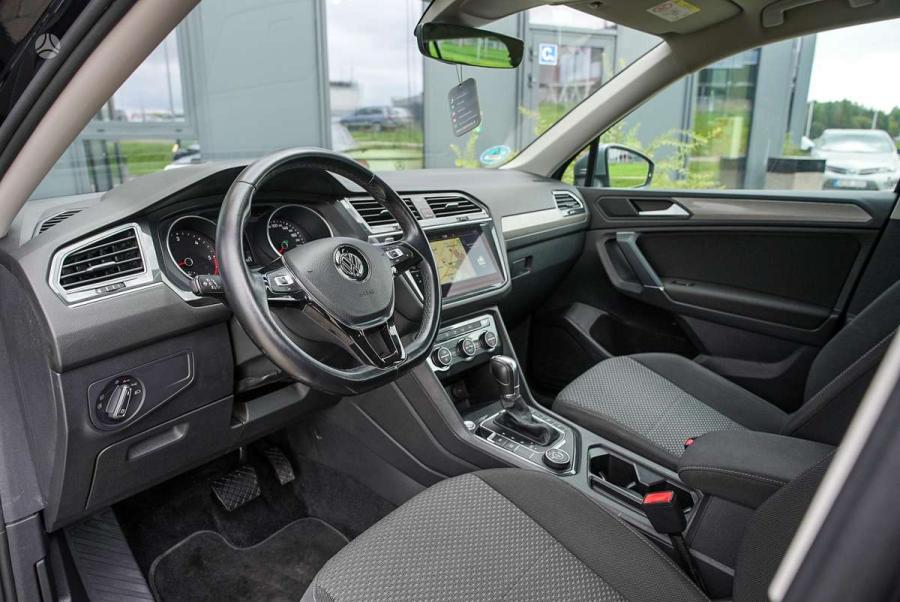 Черный Фольксваген Tiguan Allspace 2019 в Каунас, объемом двигателя 1.97 л и пробегом 200 тыс. км за 14950 €, фото 23 на AUTOMOTO.COM.LV