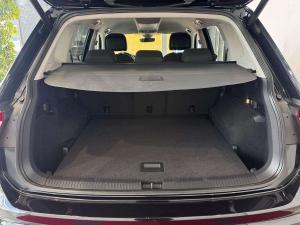 Melns Volkswagen Tiguan Allspace 2020 Šauļi, ar dzinēja tilpumu 1.97 L un nobraukumu 198 tūkst. km par 19600 €, foto 9 vietnē AUTOMOTO.COM.LV