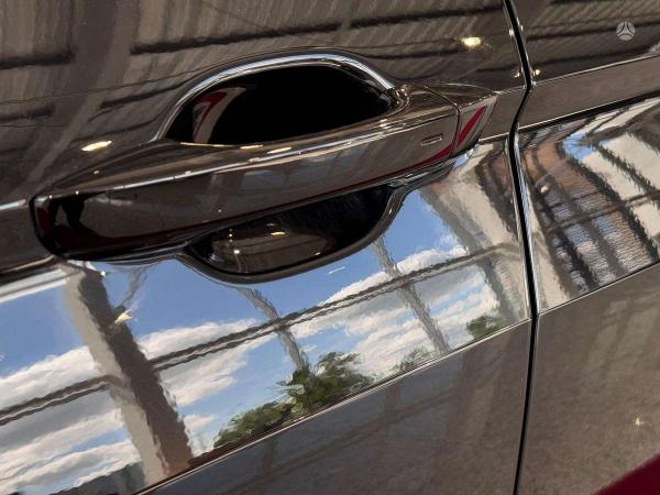 Melns Volkswagen Tiguan Allspace 2020 Šauļi, ar dzinēja tilpumu 1.97 L un nobraukumu 198 tūkst. km par 19600 €, foto 10 vietnē AUTOMOTO.COM.LV