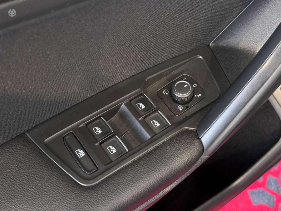 Melns Volkswagen Tiguan Allspace 2020 Šauļi, ar dzinēja tilpumu 1.97 L un nobraukumu 198 tūkst. km par 19600 €, foto 12 vietnē AUTOMOTO.COM.LV