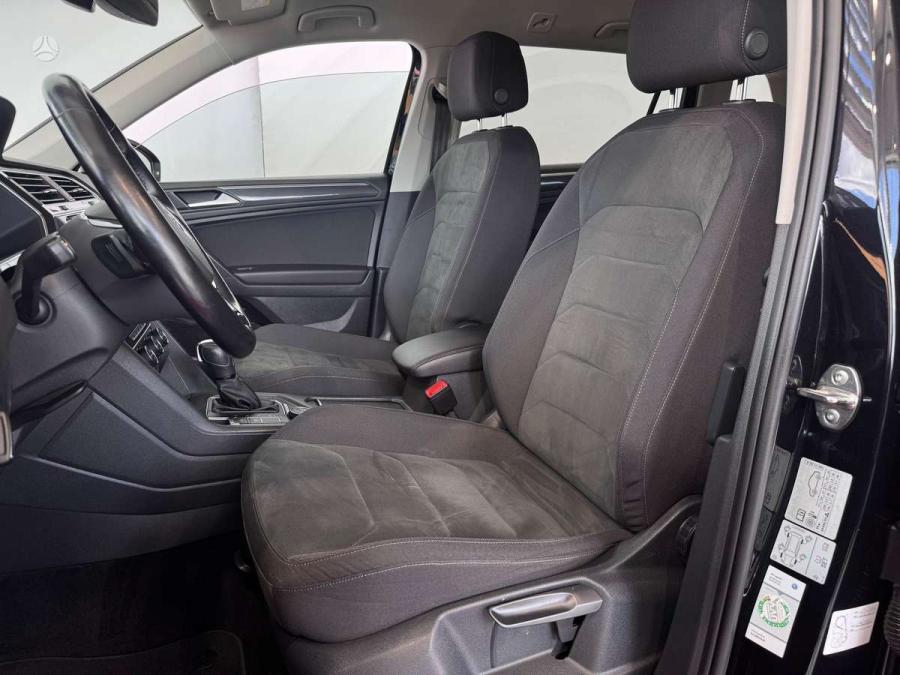 Melns Volkswagen Tiguan Allspace 2020 Šauļi, ar dzinēja tilpumu 1.97 L un nobraukumu 198 tūkst. km par 19600 €, foto 13 vietnē AUTOMOTO.COM.LV