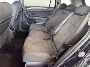 Melns Volkswagen Tiguan Allspace 2020 Šauļi, ar dzinēja tilpumu 1.97 L un nobraukumu 198 tūkst. km par 19600 €, foto 24 vietnē AUTOMOTO.COM.LV