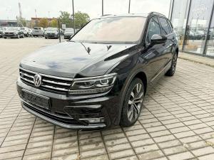 Black Volkswagen Tiguan Allspace 2020 in Kaunas, with an engine capacity of 1.50 L and mileage of 190 thousand km for 19900 €, photo  on AUTOMOTO.COM.LV