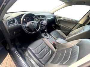 Melns Volkswagen Tiguan Allspace 2021 Kauņa, ar dzinēja tilpumu 1.97 L un nobraukumu 176 tūkst. km par 25500 €, foto 9 vietnē AUTOMOTO.COM.LV