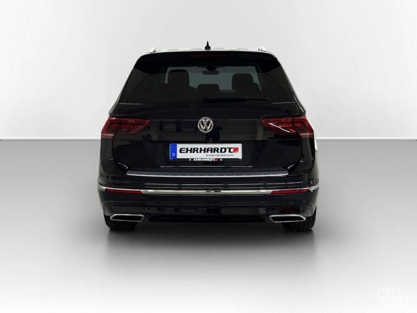 Melns Volkswagen Tiguan Allspace 2021 Kauņa, ar dzinēja tilpumu 1.50 L un nobraukumu 51 tūkst. km par 32690 €, foto 6 vietnē AUTOMOTO.COM.LV