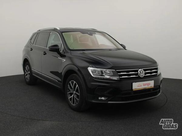 Melns Volkswagen Tiguan Allspace 2021 Viļņa, ar dzinēja tilpumu 2.00 L un nobraukumu 191 tūkst. km par 19499 €, foto 10 vietnē AUTOMOTO.COM.LV
