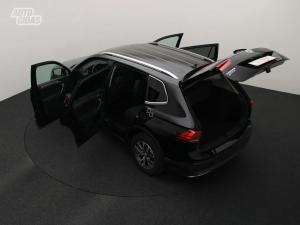 Black Volkswagen Tiguan Allspace 2021 in Vilnius, with an engine capacity of 2.00 L and mileage of 191 thousand km for 19499 €, photo 13 on AUTOMOTO.COM.LV