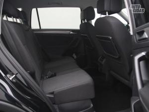 Black Volkswagen Tiguan Allspace 2021 in Vilnius, with an engine capacity of 2.00 L and mileage of 191 thousand km for 19499 €, photo 15 on AUTOMOTO.COM.LV