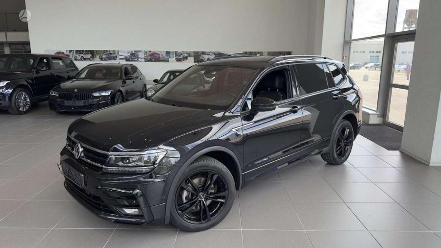 Черный Фольксваген Tiguan Allspace 2021 в Мариямполе, объемом двигателя 1.50 л и пробегом 204 тыс. км за 19999 €, фото 1 на AUTOMOTO.COM.LV
