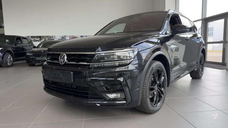 Черный Фольксваген Tiguan Allspace 2021 в Мариямполе, объемом двигателя 1.50 л и пробегом 204 тыс. км за 19999 €, фото 3 на AUTOMOTO.COM.LV