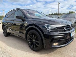 Melns Volkswagen Tiguan Allspace 2021 Viļņa, ar dzinēja tilpumu 1.97 L un nobraukumu 200 tūkst. km par 22200 €, foto 3 vietnē AUTOMOTO.COM.LV