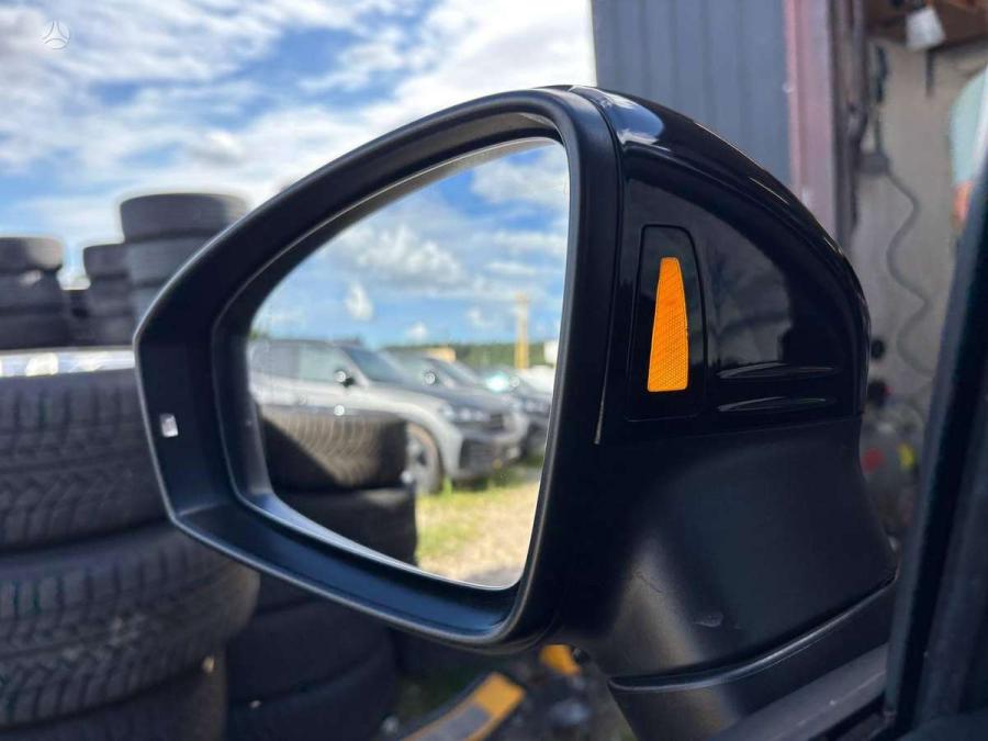 Melns Volkswagen Tiguan Allspace 2021 Viļņa, ar dzinēja tilpumu 1.97 L un nobraukumu 200 tūkst. km par 22200 €, foto 13 vietnē AUTOMOTO.COM.LV
