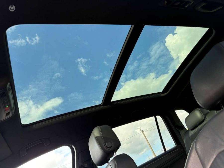 Melns Volkswagen Tiguan Allspace 2021 Viļņa, ar dzinēja tilpumu 1.97 L un nobraukumu 200 tūkst. km par 22200 €, foto 17 vietnē AUTOMOTO.COM.LV