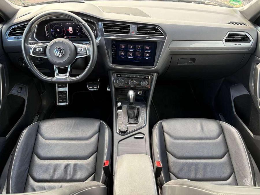 Melns Volkswagen Tiguan Allspace 2021 Viļņa, ar dzinēja tilpumu 1.97 L un nobraukumu 200 tūkst. km par 22200 €, foto 23 vietnē AUTOMOTO.COM.LV