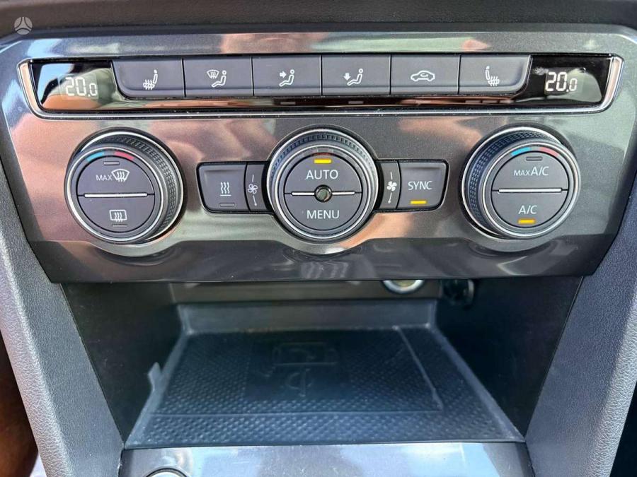 Melns Volkswagen Tiguan Allspace 2021 Viļņa, ar dzinēja tilpumu 1.97 L un nobraukumu 200 tūkst. km par 22200 €, foto 33 vietnē AUTOMOTO.COM.LV