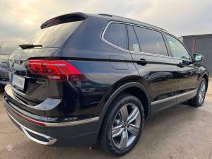 Melns Volkswagen Tiguan Allspace 2021 Viļņa, ar dzinēja tilpumu 2.00 L un nobraukumu 148 tūkst. km par 22800 €, foto 8 vietnē AUTOMOTO.COM.LV
