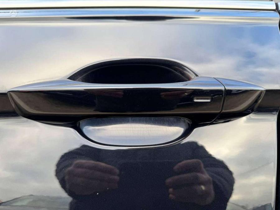 Melns Volkswagen Tiguan Allspace 2021 Viļņa, ar dzinēja tilpumu 2.00 L un nobraukumu 148 tūkst. km par 22800 €, foto 10 vietnē AUTOMOTO.COM.LV
