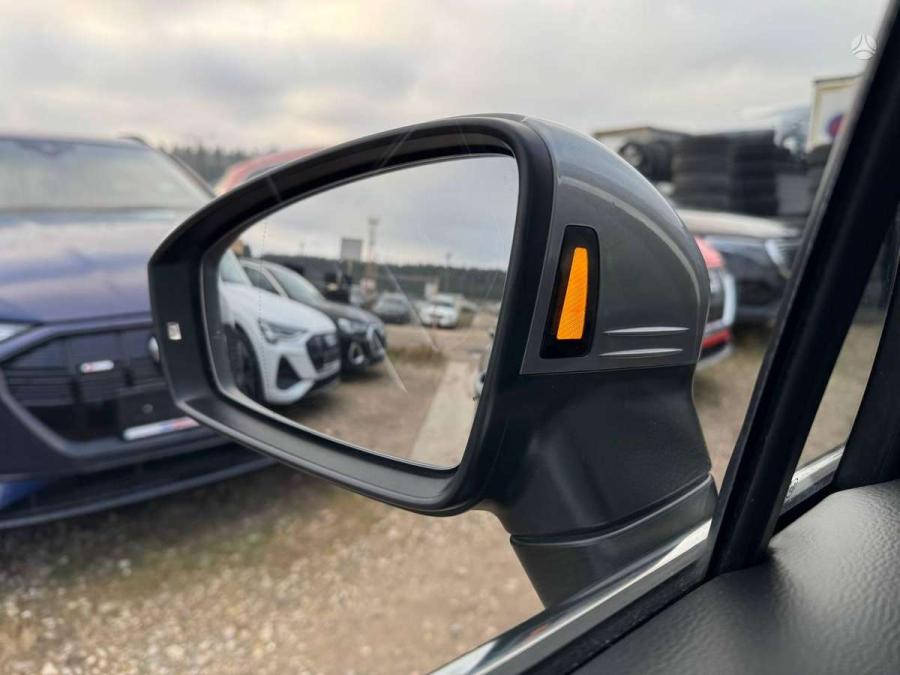 Melns Volkswagen Tiguan Allspace 2021 Viļņa, ar dzinēja tilpumu 2.00 L un nobraukumu 148 tūkst. km par 22800 €, foto 11 vietnē AUTOMOTO.COM.LV