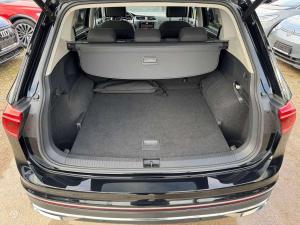 Melns Volkswagen Tiguan Allspace 2021 Viļņa, ar dzinēja tilpumu 2.00 L un nobraukumu 148 tūkst. km par 22800 €, foto 31 vietnē AUTOMOTO.COM.LV