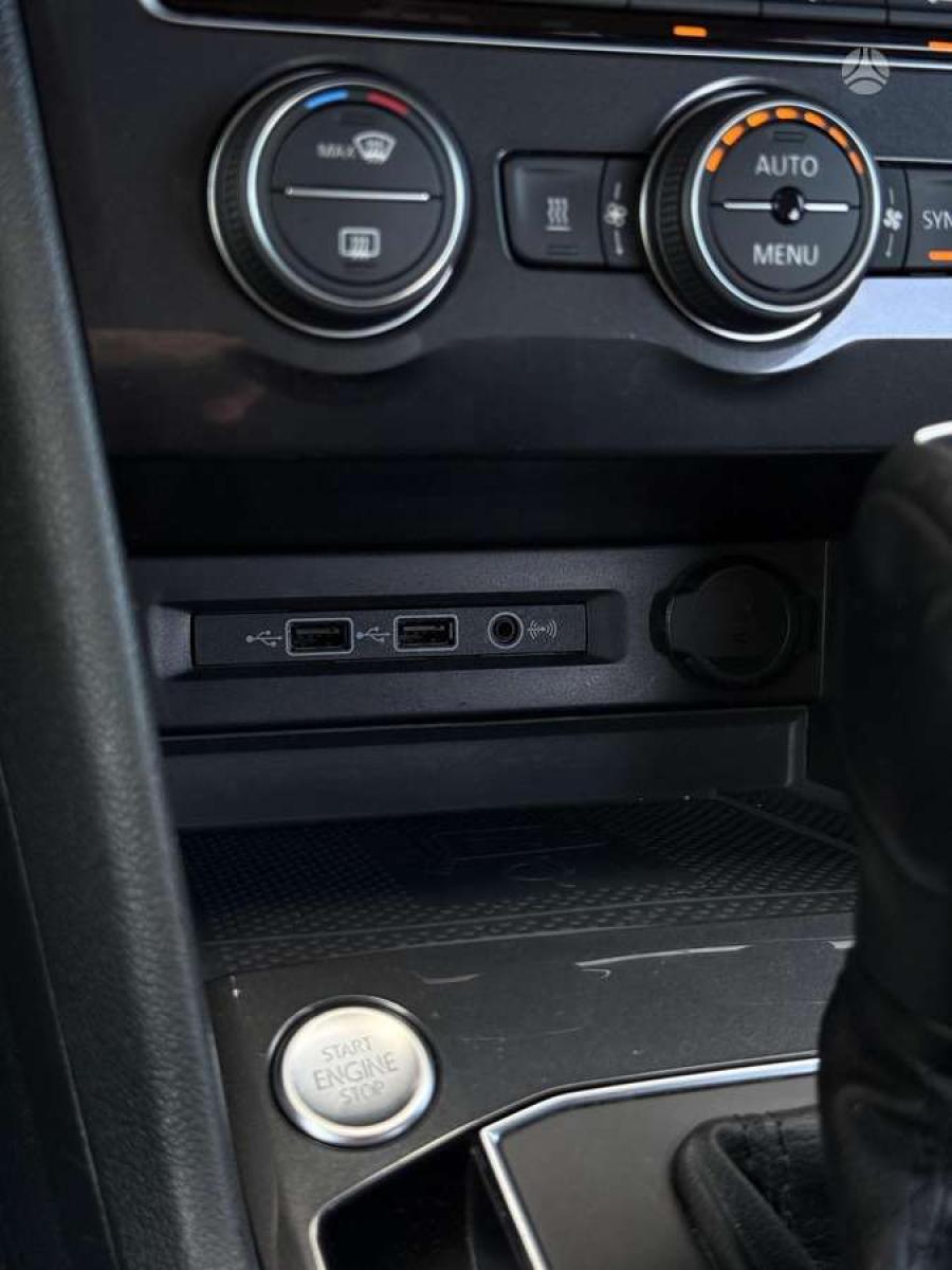 Melns Volkswagen Tiguan Allspace 2021 Klaipėda, ar dzinēja tilpumu 1.97 L un nobraukumu 225 tūkst. km par 18800 €, foto 22 vietnē AUTOMOTO.COM.LV
