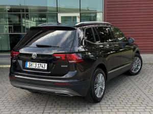 Melns Volkswagen Tiguan Allspace 2021 Klaipėda, ar dzinēja tilpumu 1.97 L un nobraukumu 225 tūkst. km par 18800 €, foto 29 vietnē AUTOMOTO.COM.LV