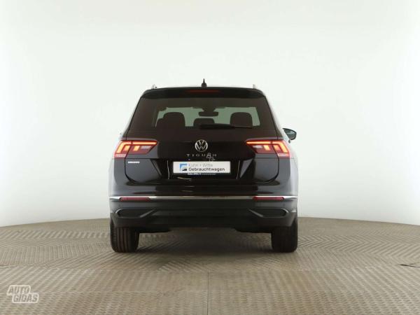 Черный Фольксваген Tiguan Allspace 2022 в Каунас, объемом двигателя 2.00 л и пробегом 91 тыс. км за 30516 €, фото 7 на AUTOMOTO.COM.LV