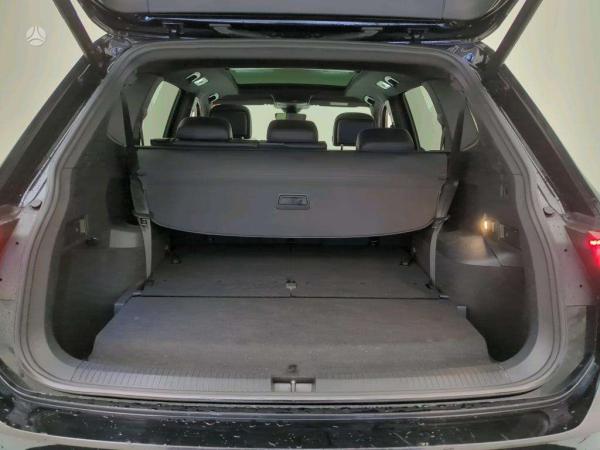 Black Volkswagen Tiguan Allspace 2022 in Siauliai, with an engine capacity of 1.50 L and mileage of 188 thousand km for 26990 €, photo 10 on AUTOMOTO.COM.LV