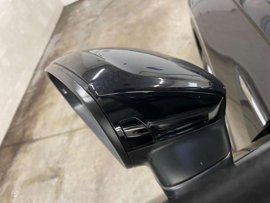 Black Volkswagen Tiguan Allspace 2022 in Marijampole, with an engine capacity of 1.50 L and mileage of 156 thousand km for 21768 €, photo 18 on AUTOMOTO.COM.LV