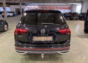 Melns Volkswagen Tiguan Allspace 2022 Viļņa, ar dzinēja tilpumu 1.50 L un nobraukumu 138 tūkst. km par 24805 €, foto 13 vietnē AUTOMOTO.COM.LV