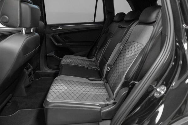Черный Фольксваген Tiguan Allspace 2022 в Вильнюс, объемом двигателя 2.00 л и пробегом 84 тыс. км за 29950 €, фото 6 на AUTOMOTO.COM.LV