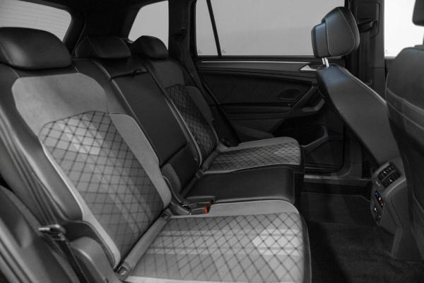 Черный Фольксваген Tiguan Allspace 2022 в Вильнюс, объемом двигателя 2.00 л и пробегом 84 тыс. км за 29950 €, фото 8 на AUTOMOTO.COM.LV