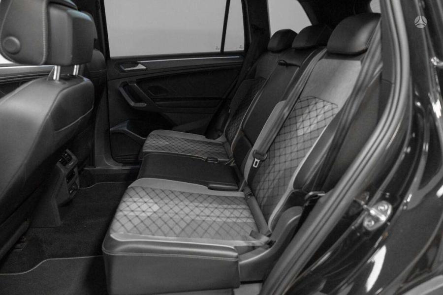 Черный Фольксваген Tiguan Allspace 2022 в Вильнюс, объемом двигателя 2.00 л и пробегом 84 тыс. км за 28950 €, фото 7 на AUTOMOTO.COM.LV